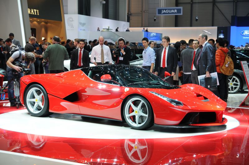 Ferrari LaFerrari technical specifications and fuel economy